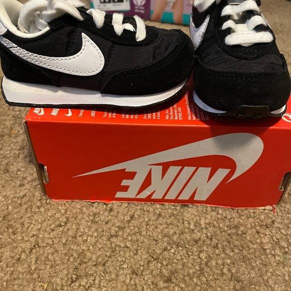 Nike | Shoes | 4c Nikes Blackwhite | Poshmark